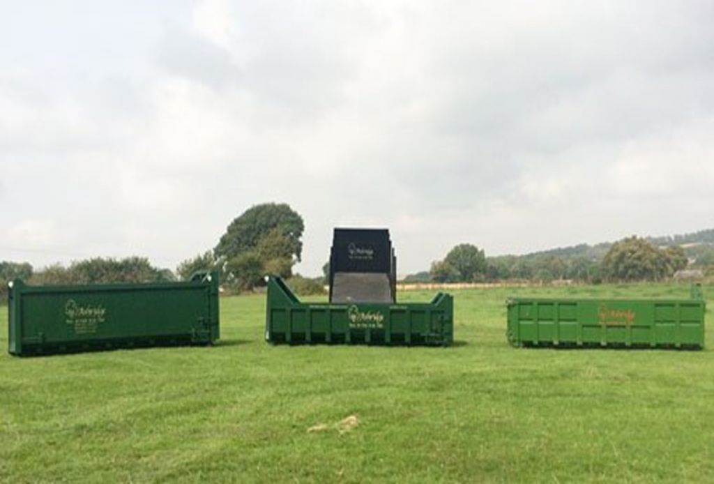 Muck Containers – Ashridge Country Services